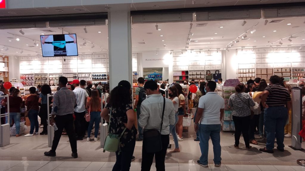 Miniso inaugura tienda en Metrocentro