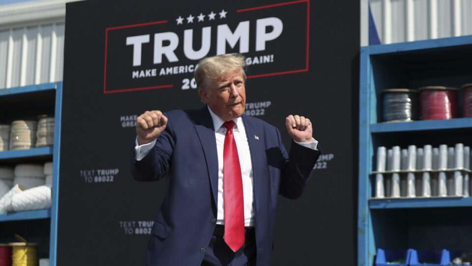 VIDEO: Así es 'Trumpito', la canción en 'espanglish' que está arrasando ...